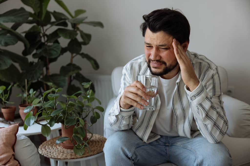 Alkoholvergiftung: Anzeichen erkennen und richtig handeln
